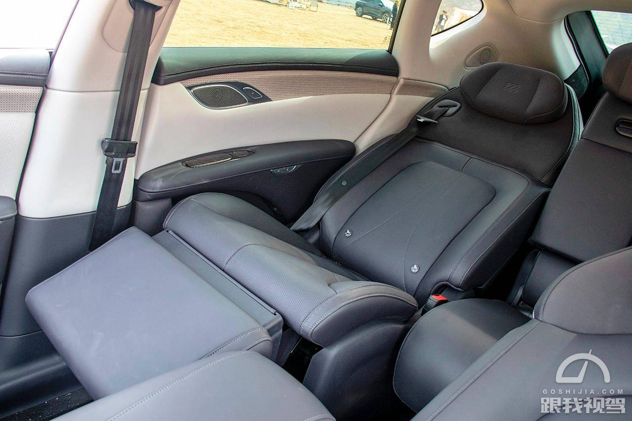 试驾智己LS7，30万级中大型轿跑SUV，可以享受跑山乐趣_搜狐汽车_搜狐网