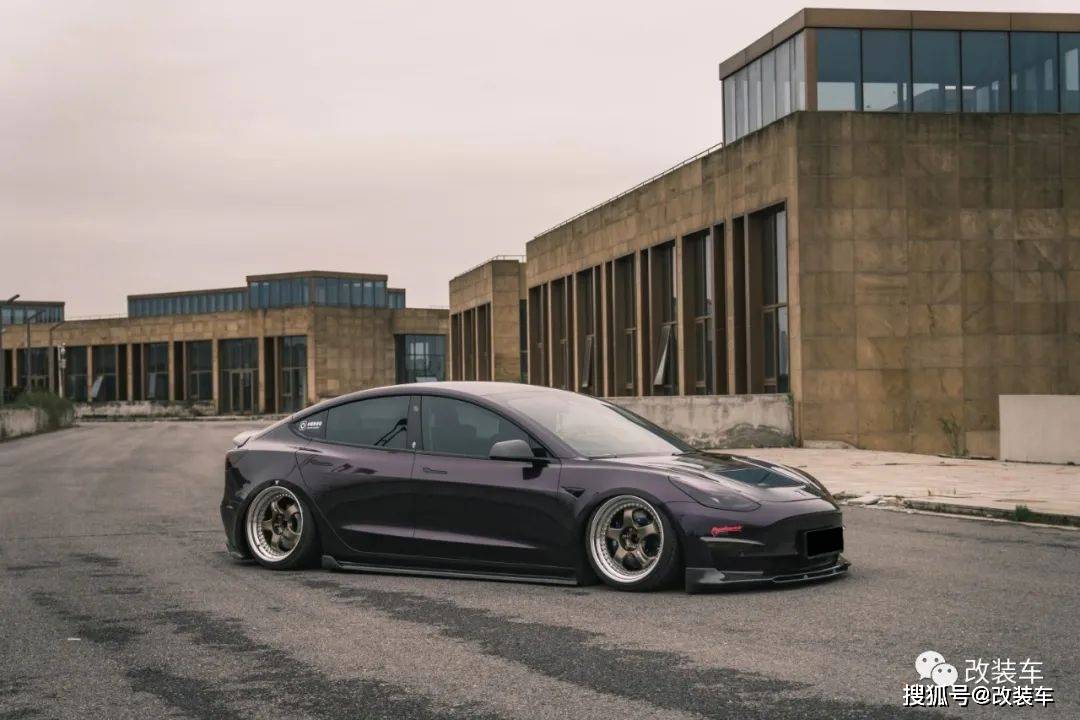 "贴地飞行"的特斯拉Model 3P，走遍各种弯路只为一个完美姿态_搜狐汽车_搜狐网