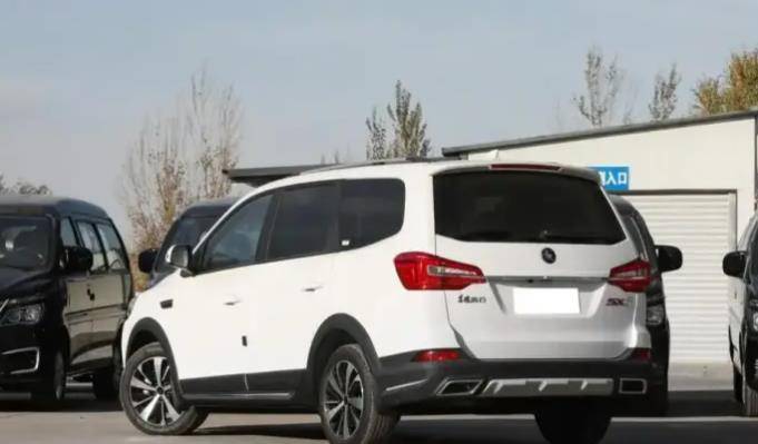 实用又廉价？入门级SUV，仅6.99万起，还是7座，东风风行SX6解析_搜狐汽车_搜狐网