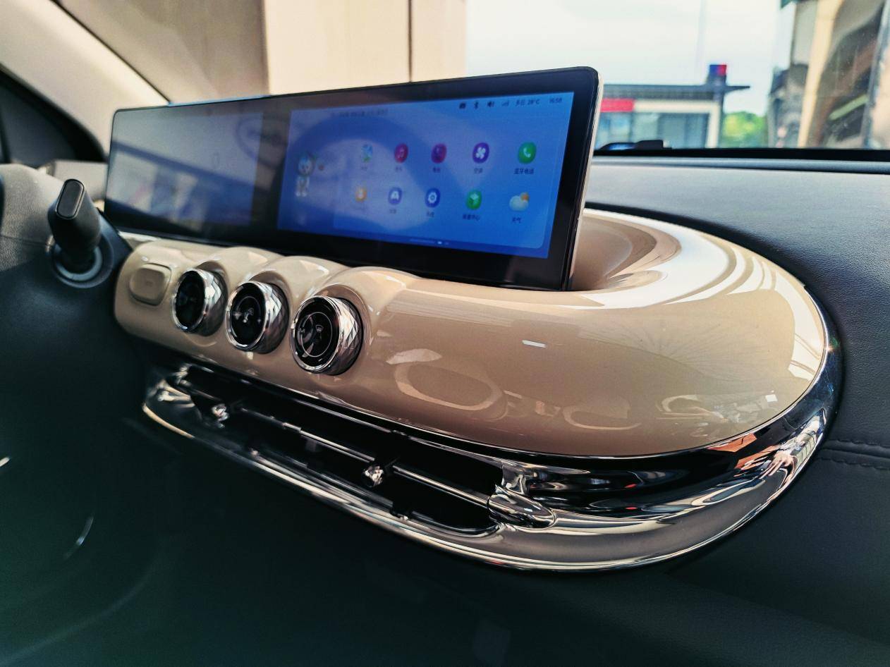 在南宁航洋城玩遍一台顶配五菱缤果真的很奈斯_搜狐汽车_搜狐网