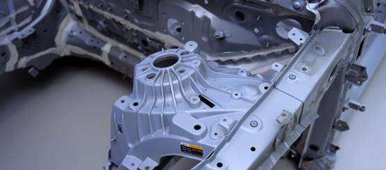 行业标尺，同级卷王丨零跑C01售14.98万元起_搜狐汽车_搜狐网