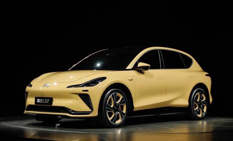 试驾智己LS7 50万元豪华SUV天花板就这？_搜狐汽车_搜狐网