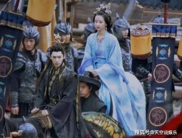 《长月烬明》萧凛喜欢谁？萧凛和叶冰裳结局如何？叶冰裳为什么被做成人彘？叶夕雾黎苏情丝 