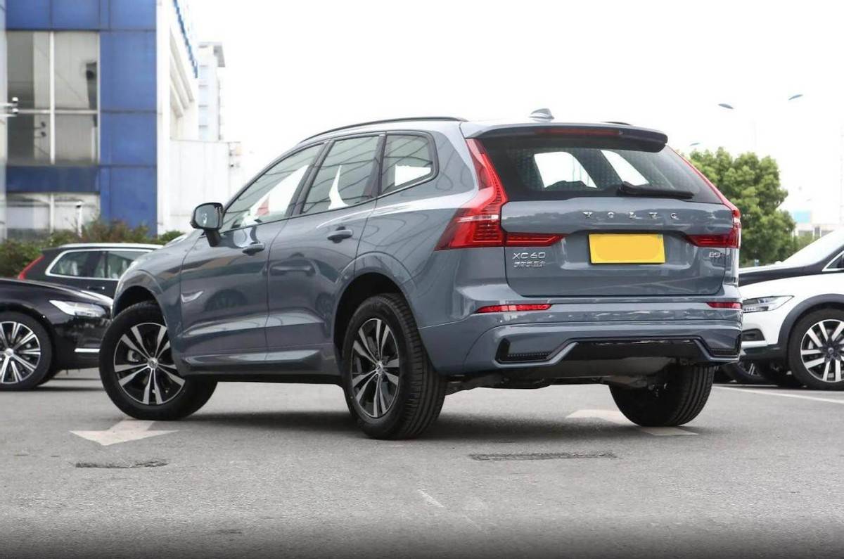 沃尔沃XC60加入“价格战”，全系2.0T+8AT动力，比奥迪Q5L还香_搜狐汽车_搜狐网