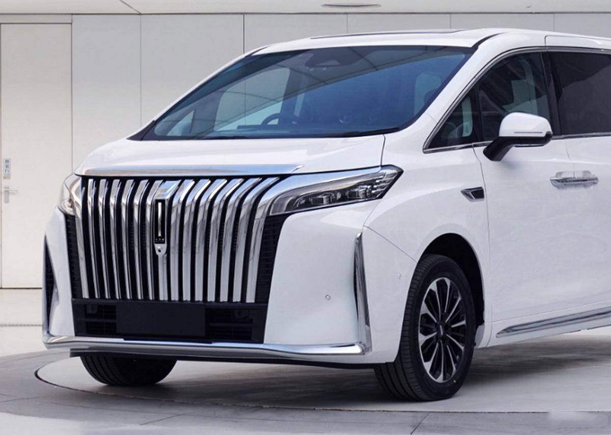 魏牌全新MPV实车曝光，千篇一律的MPV造型，是不是应该变一下？_搜狐汽车_搜狐网