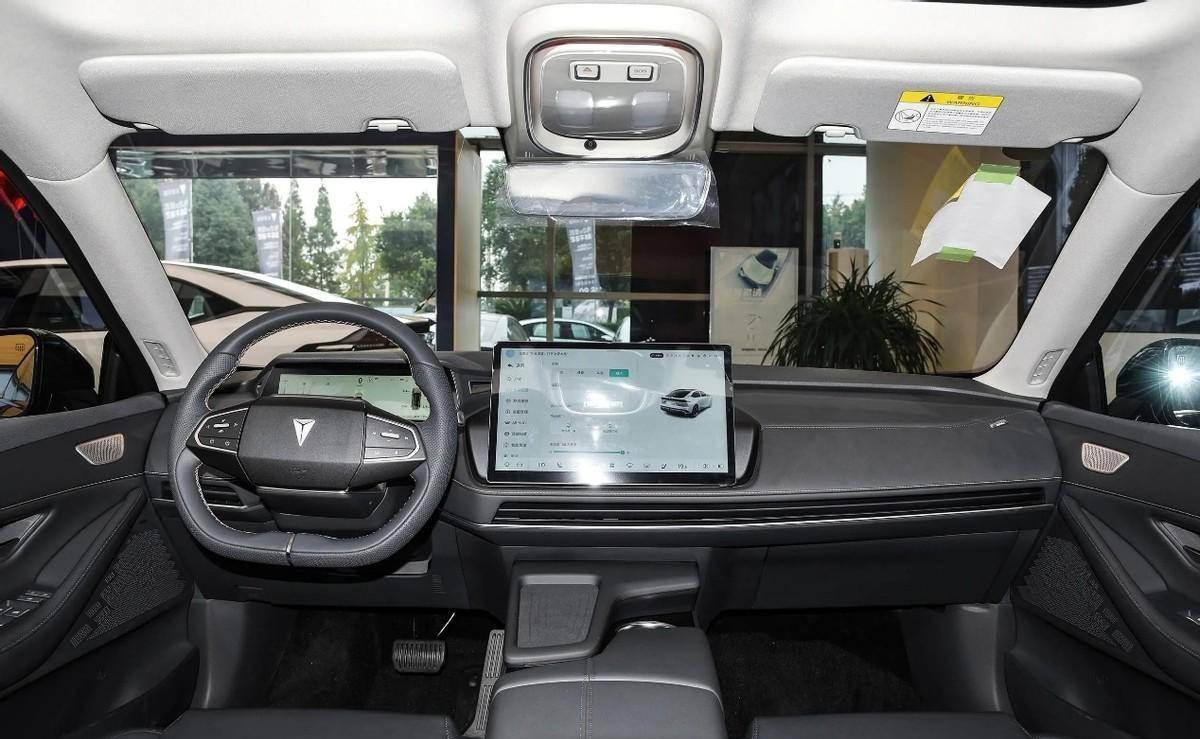 EPA1平台打造，深蓝SL03：后驱车，拥有增程、纯电可选_搜狐汽车_搜狐网