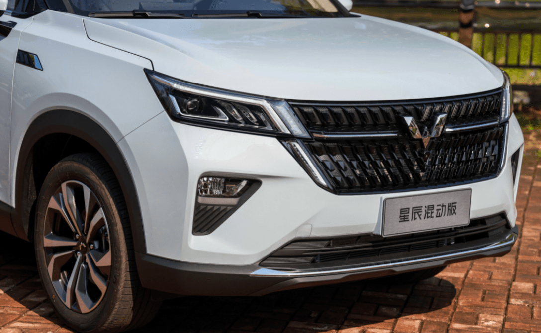 这SUV一公里最低3毛多，轴距2750mm，颜值能打，才10万左右_搜狐汽车_搜狐网