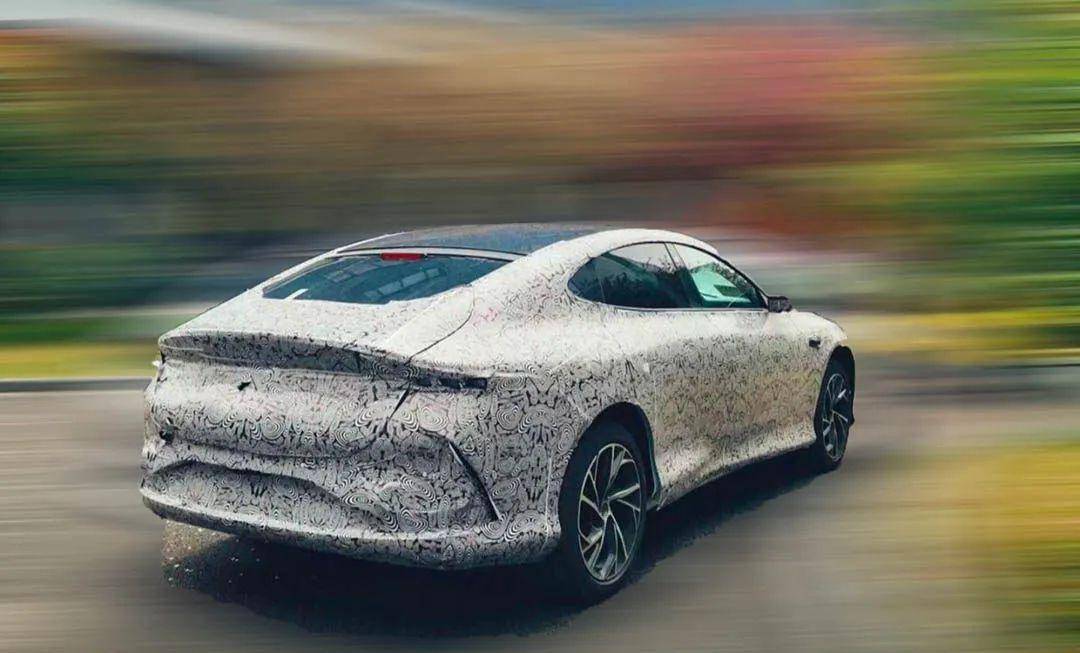 定位低于L7！这智己全新轿车瞄准ET5 大溜背+4秒级性能？_搜狐汽车_搜狐网