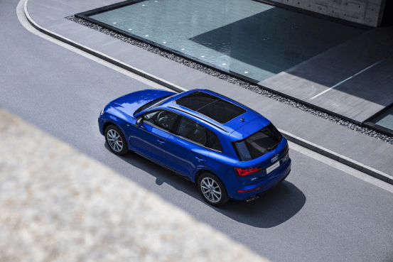 轴距2908"乘坐享受"奥迪Q5L对比宝马X3！40万带回家_搜狐汽车_搜狐网