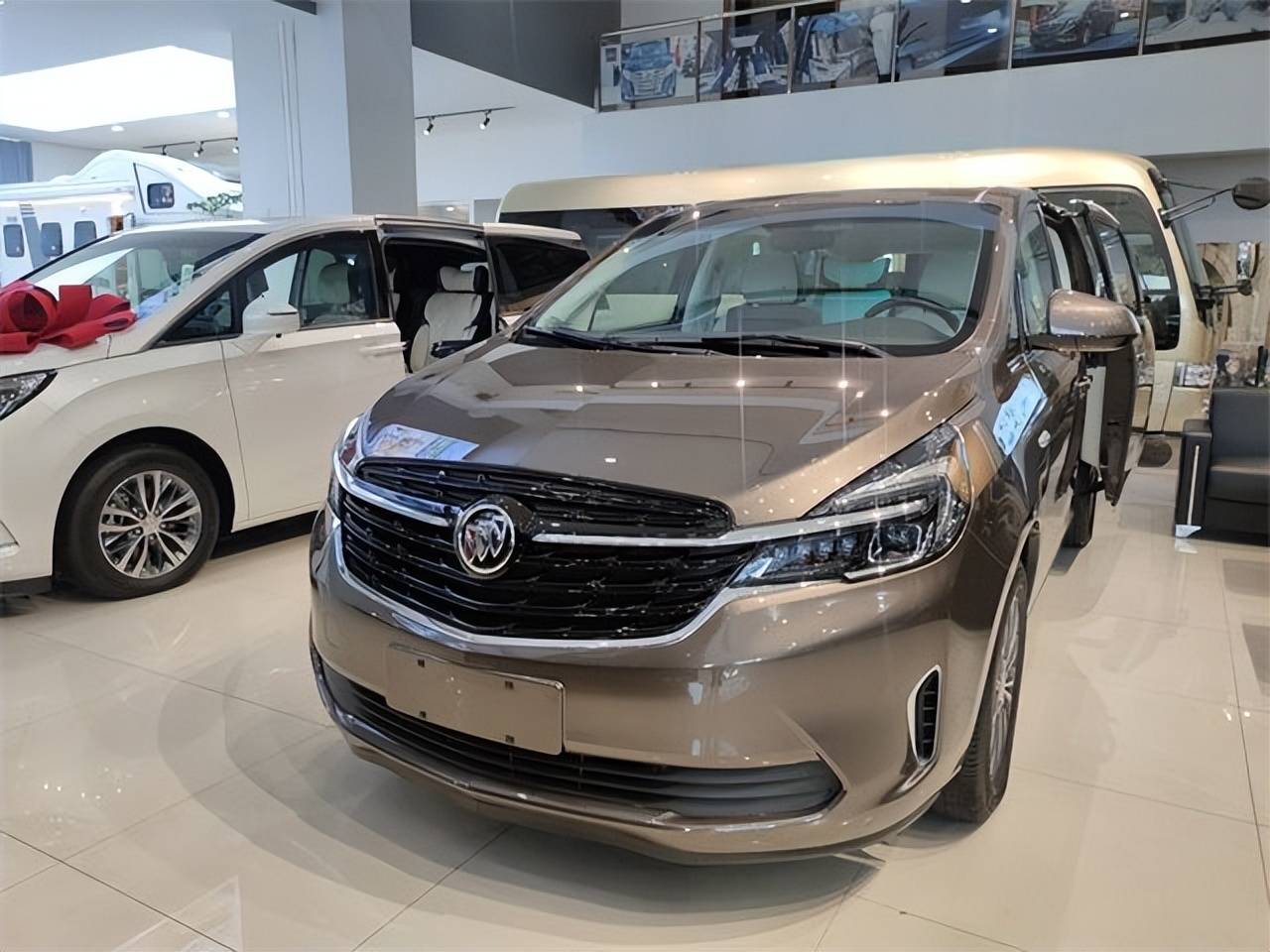 五一成都租别克GL8涨价吗？多少钱_搜狐汽车_搜狐网