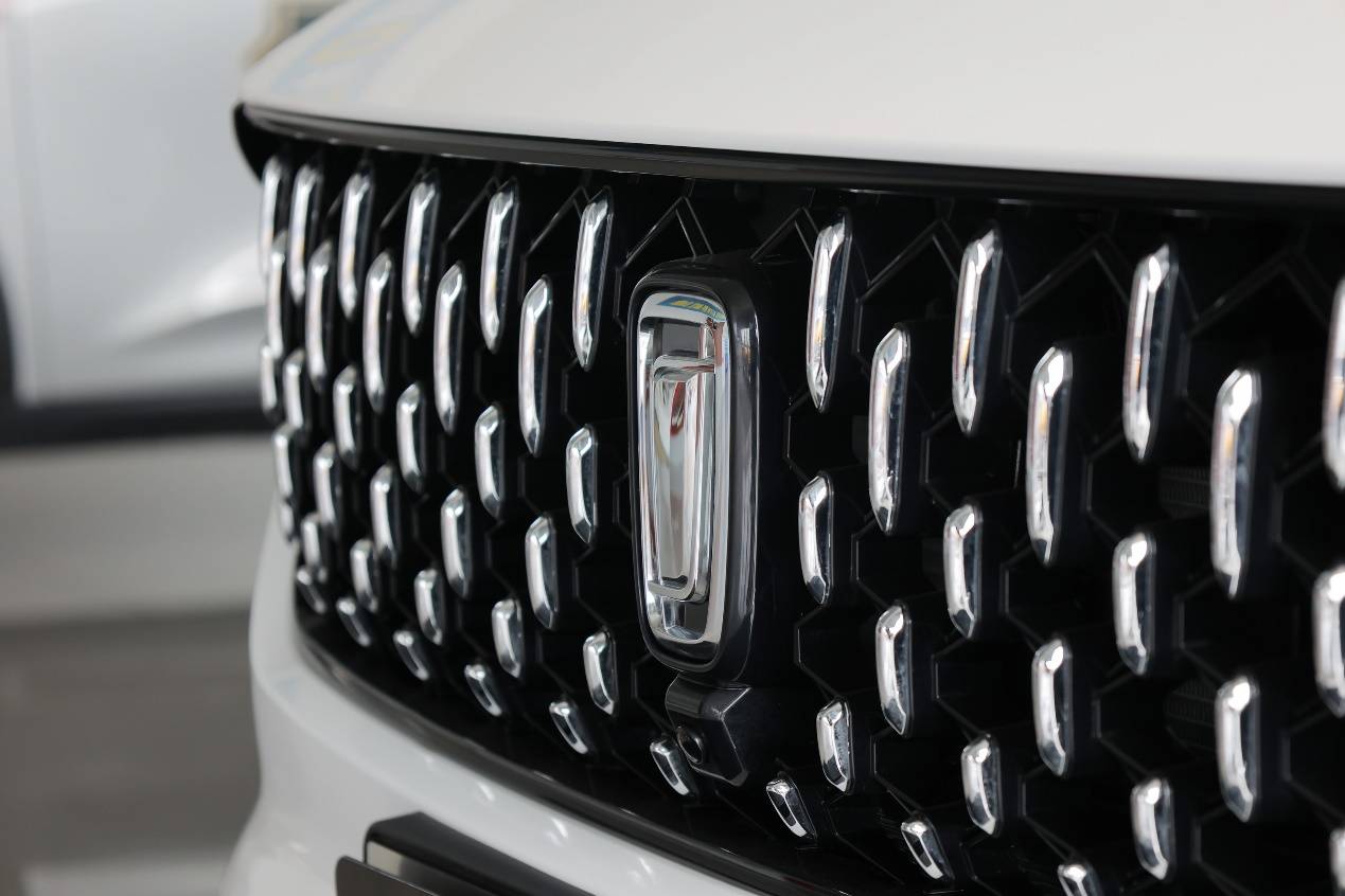 你对家轿的要求可以高一点了 遇见B70 感受东方美与6A级的舒适_搜狐汽车_搜狐网