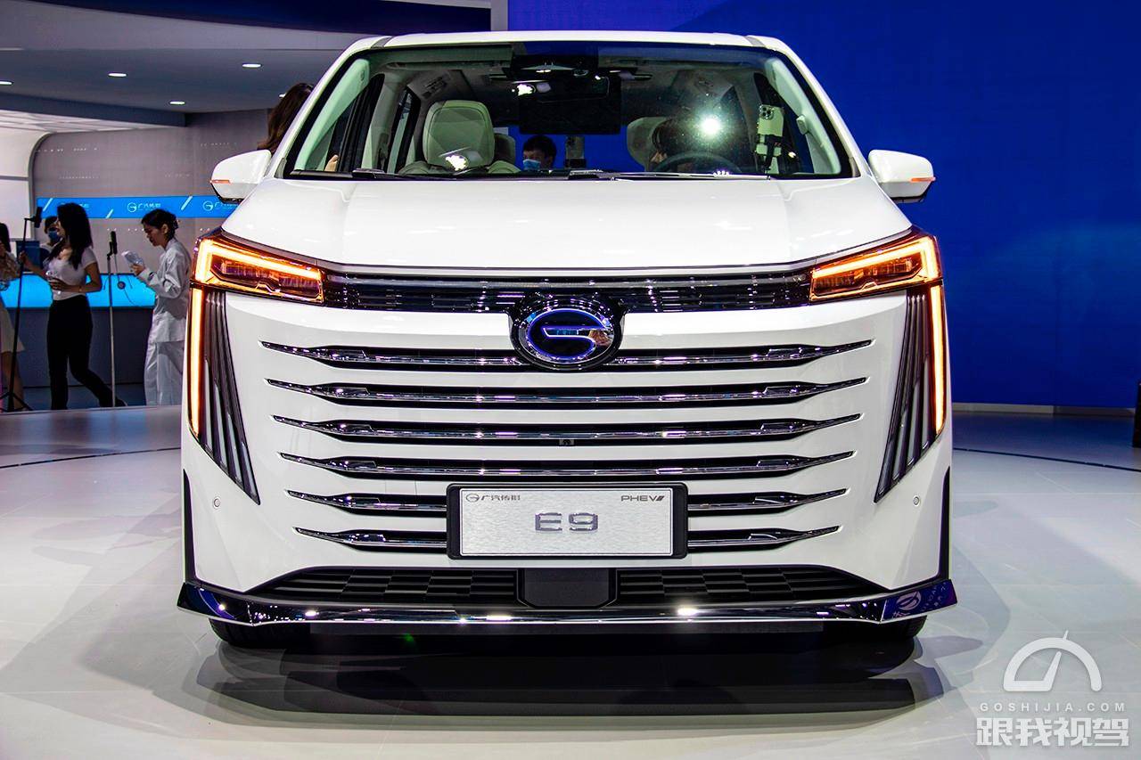 实拍广汽传祺E9，预售33万元起的它，凭什么对抗GL8和赛那？_搜狐汽车_搜狐网