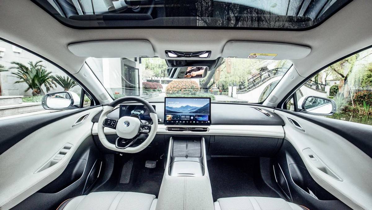 两台同级纯电轿跑，深蓝SL03与合创A06该如何选？_搜狐汽车_搜狐网