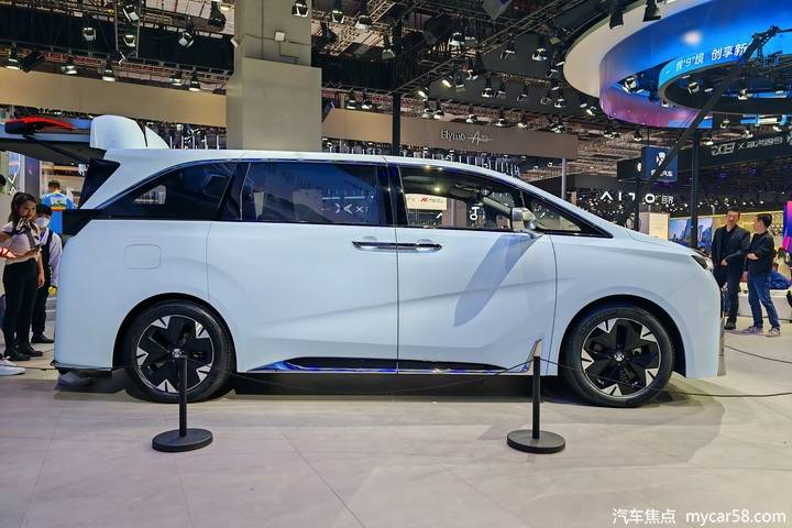 充电10分钟续航加400km，四季度交付，合创V09上海车展开启预售_搜狐汽车_搜狐网