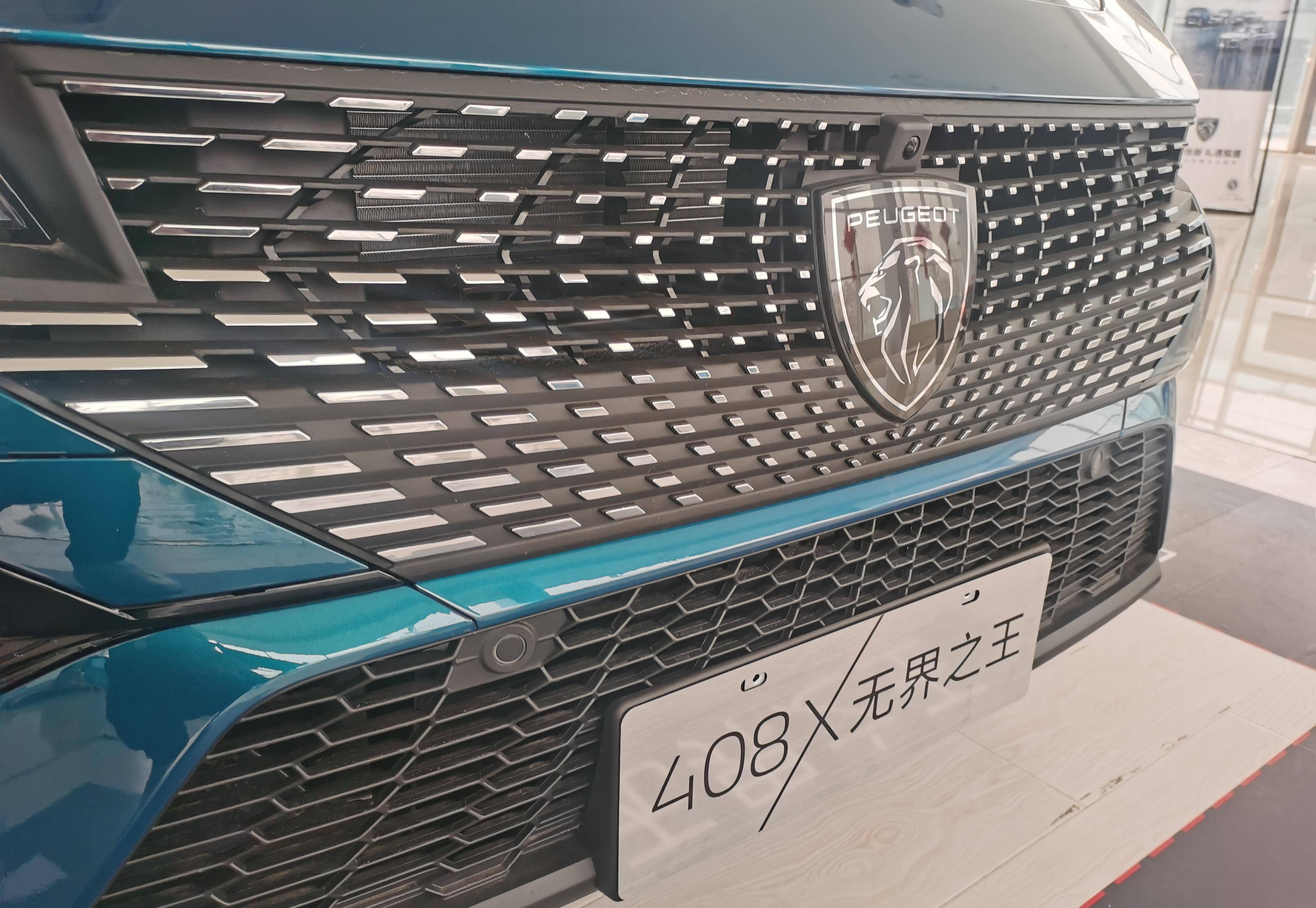 设计与实用兼顾，轴距2787mm，深度体验标致408X_搜狐汽车_搜狐网