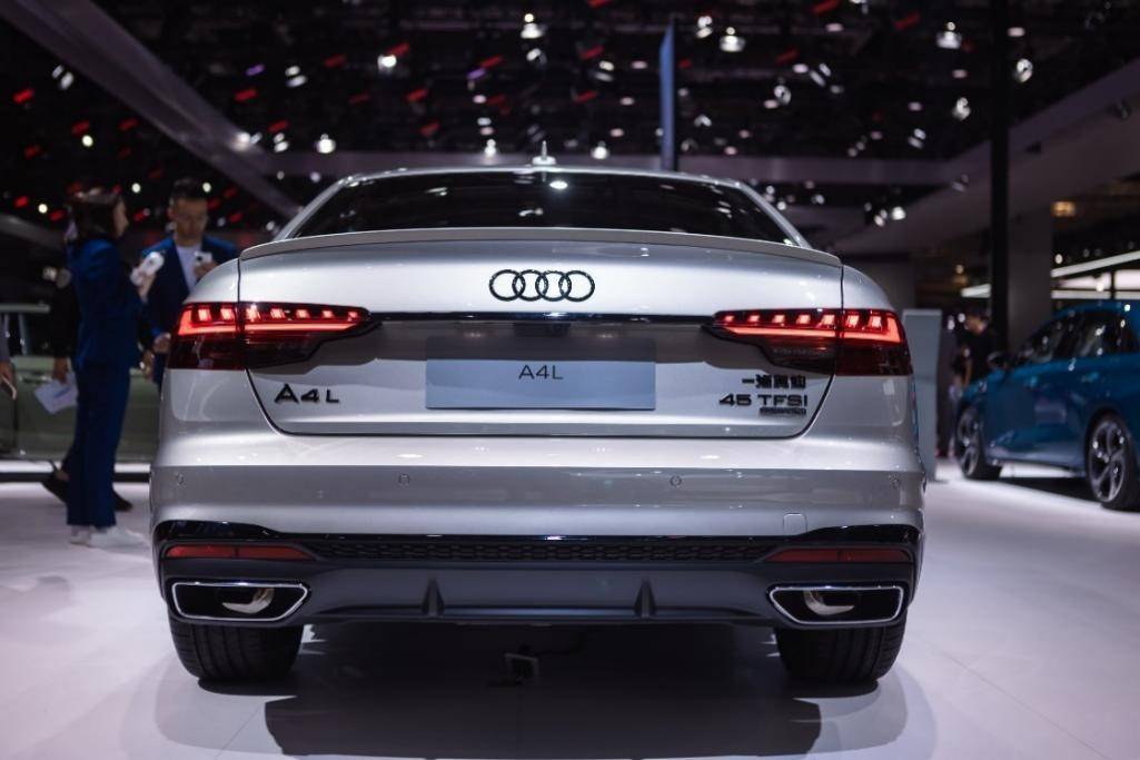 林肯Z除了让奥迪A4L有压力，在上海车展也依然光芒难挡！_搜狐汽车_搜狐网