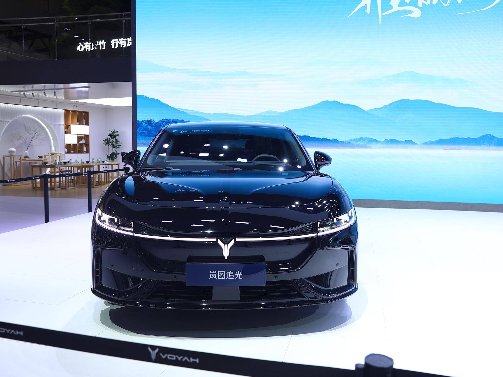 32.29万元起 岚图追光上市 选ET7还是它？_搜狐汽车_搜狐网