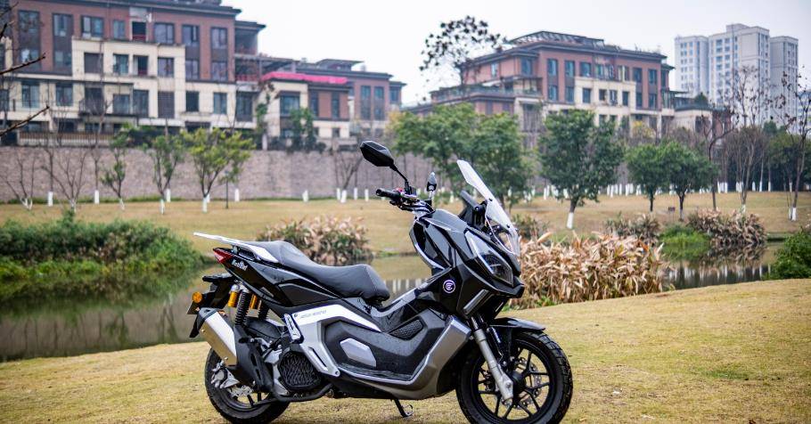 能“玩得飞起”的踏板新物种-嘉陵ADV踏板CoCo山猫150T详解_搜狐汽车_搜狐网