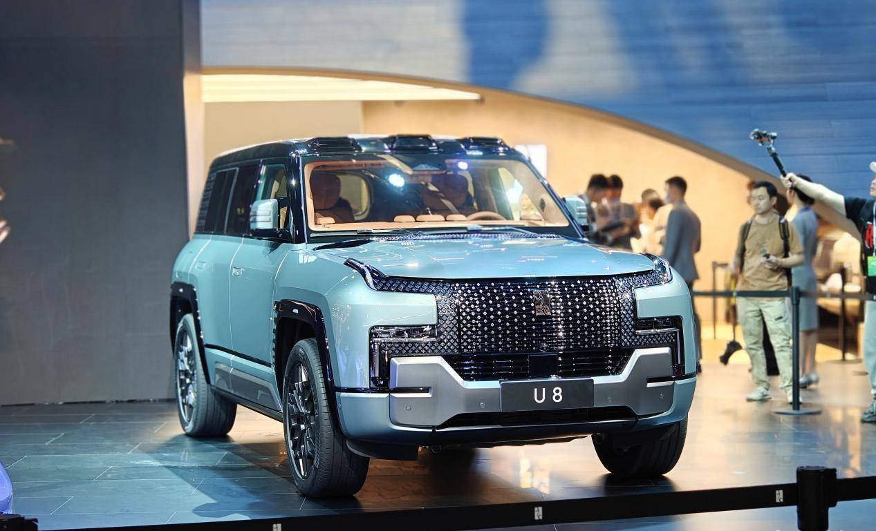 上海车展仰望U8、U9正式亮相，109.8万元的仰望U8，准备开野吧_搜狐汽车_搜狐网