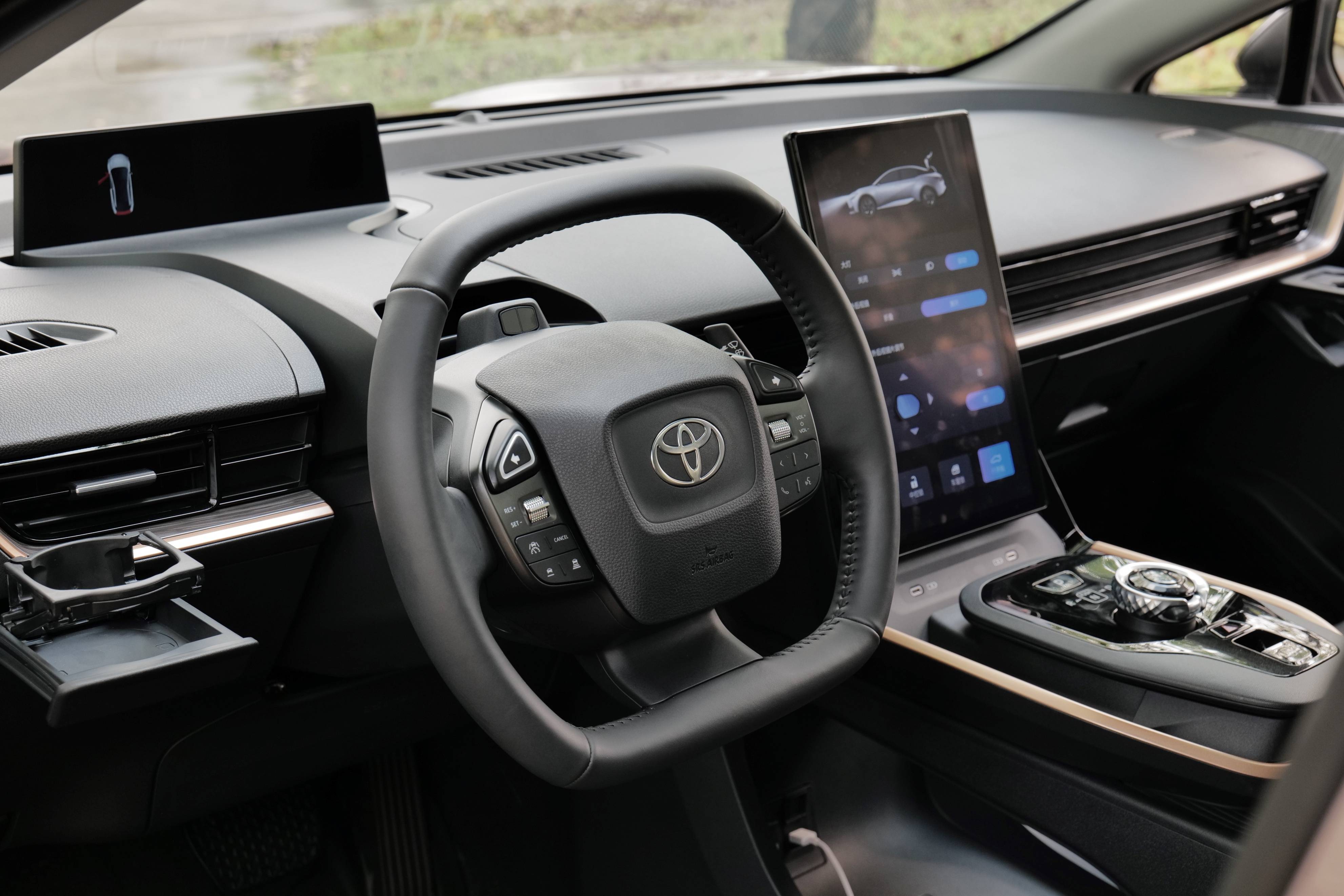 纯电动轿车也可以玩JDM！你看一汽丰田bZ3可以这样玩_搜狐汽车_搜狐网