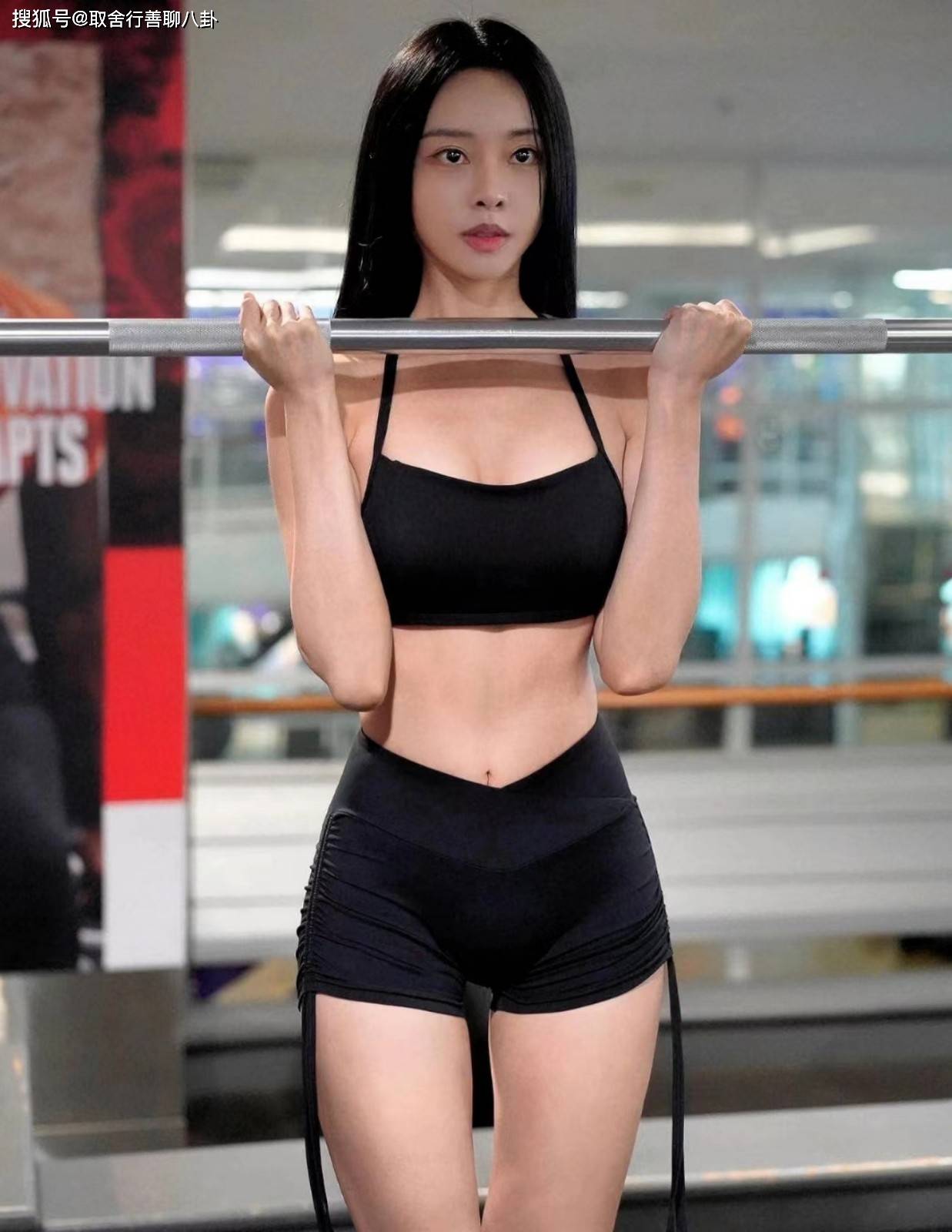 “最性感的钢琴家”“健身女神”李元玲晒健身照，身高170，体重47公斤 -6park.com