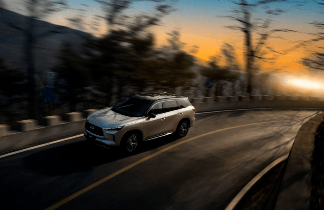 何必苦追“BBA” 原来全新一代英菲尼迪QX60 才是被低估的宝藏_搜狐汽车_搜狐网