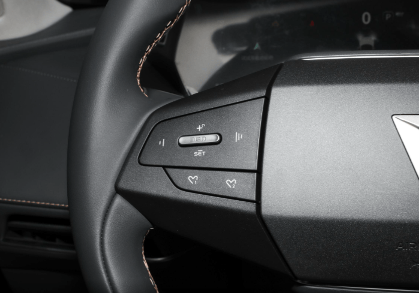 17.19万起的深蓝SL03，卷到比亚迪汉DM，一招鲜的秘诀在哪里？_搜狐汽车_搜狐网