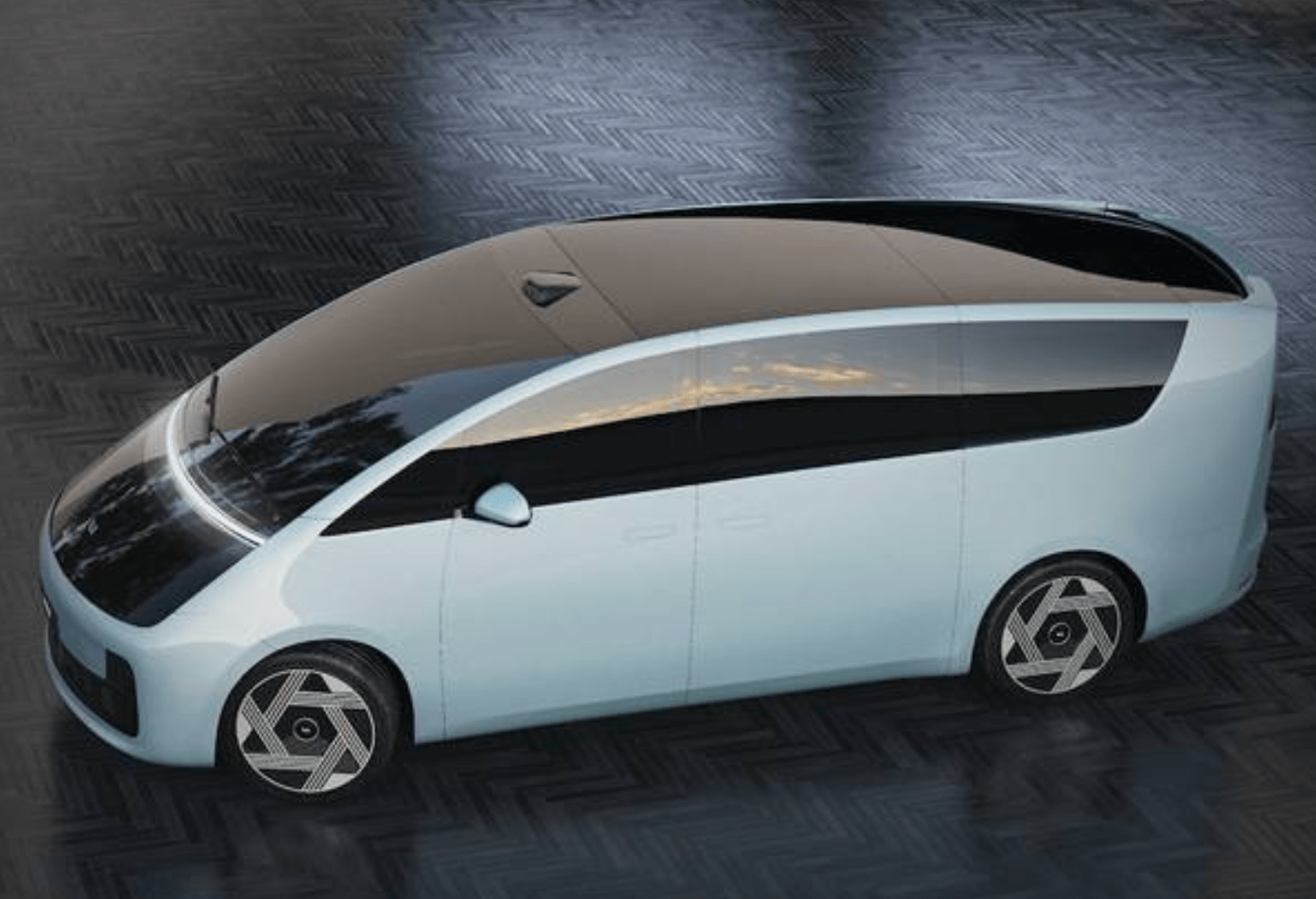 新势力进军MPV市场？小鹏H93与理想W01谍照曝光，谁更值得期待？_搜狐汽车_搜狐网