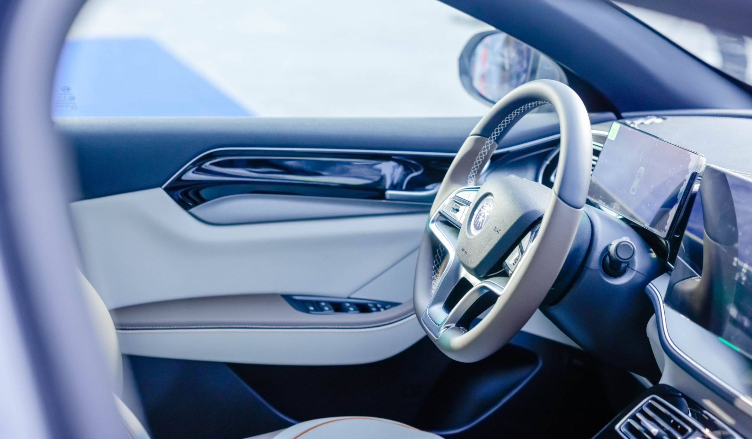 价格下探，配置提升，秦PLUS EV2023冠军版都有哪些变化？_搜狐汽车_搜狐网