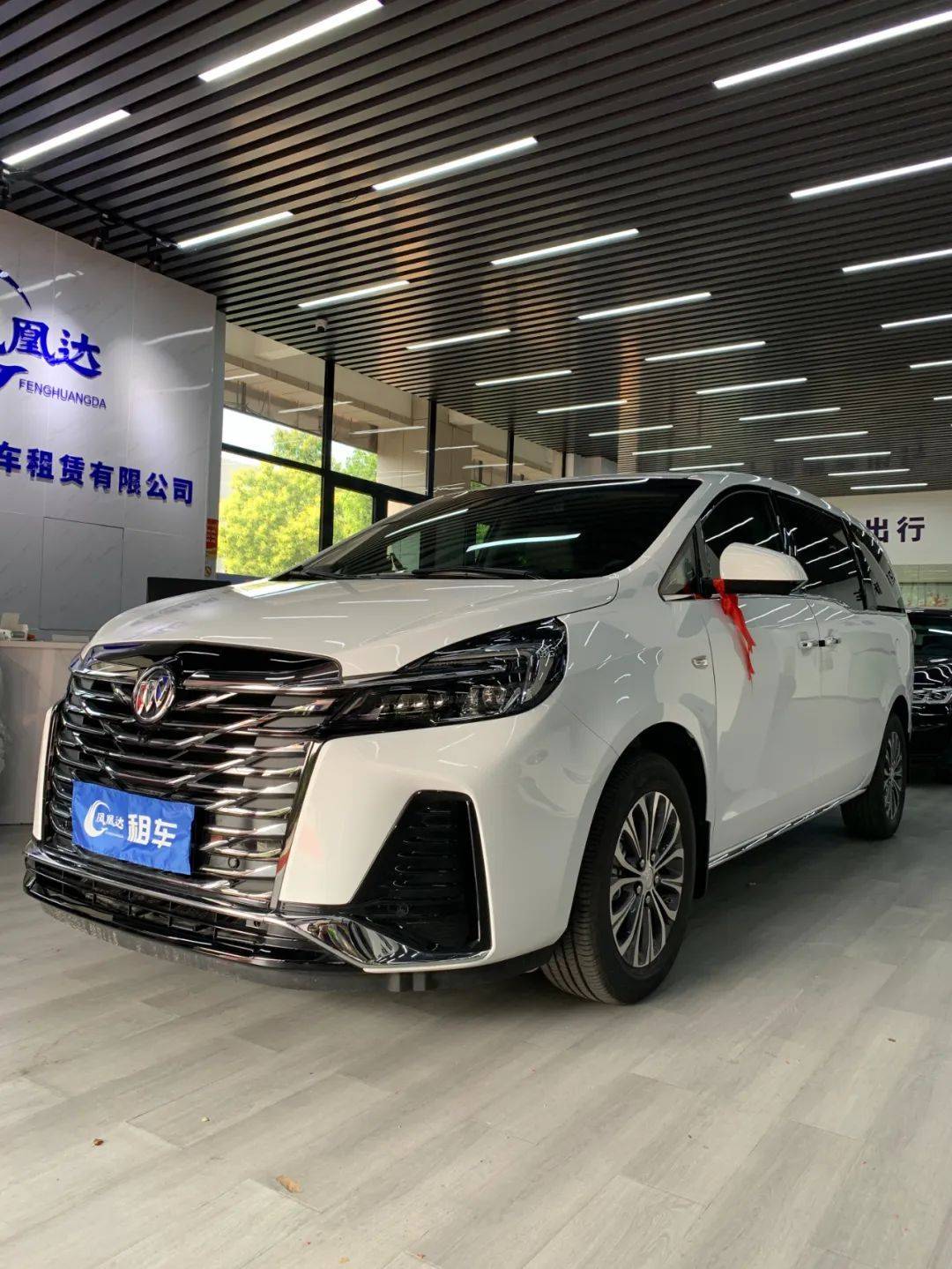 23款别克GL8陆上公务舱豪华版，宜商宜家的ta能打动你吗？_搜狐汽车_搜狐网