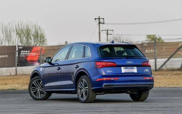 手握35万，开完汉兰达再换到奥迪Q5L上，车主：对比差距明显！_搜狐汽车_搜狐网