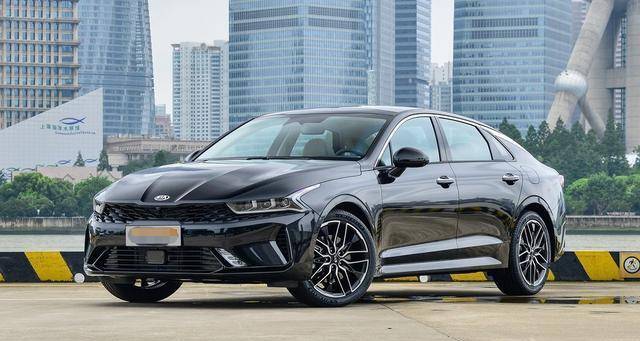 中型车又一“黑马”，车长4980mm，一脚油门240马力，超高颜值_搜狐汽车_搜狐网