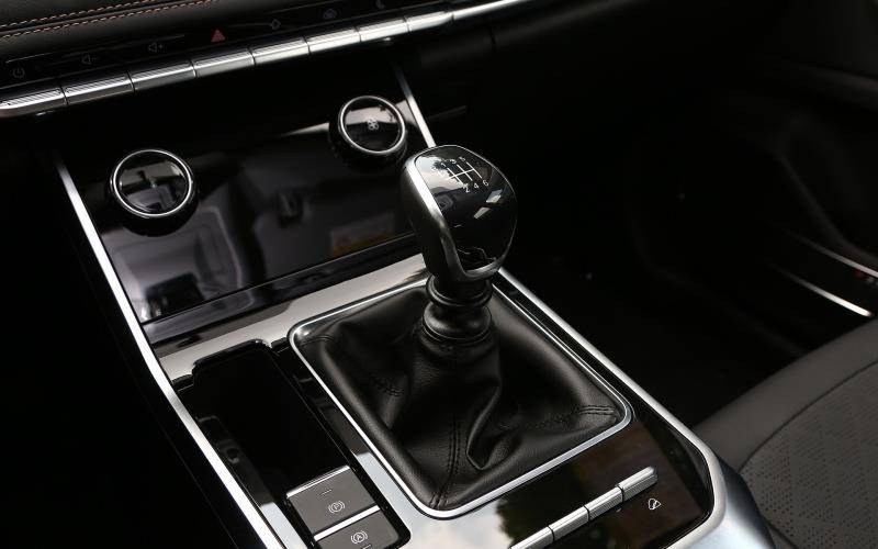 这款SUV一定要看，1.6T榨出197匹，后备箱1930L，8.79万_搜狐汽车_搜狐网