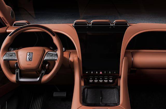 比亚迪亮出“杀手锏”！科技之巅U8预售，提速3.6s，订单超1.3W台_搜狐汽车_搜狐网