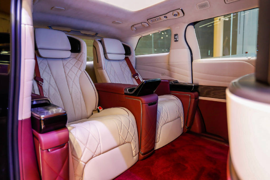 腾势D9创始版开启预售 66万4座 奔驰车主都想买？_搜狐汽车_搜狐网