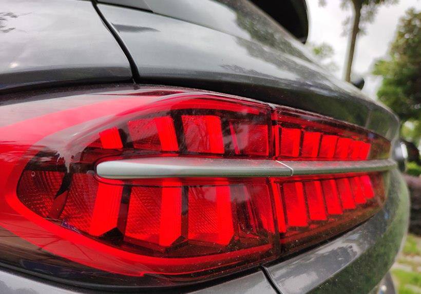 15W级自主SUV性价比能有多高？提速猛，过弯不飘，车内堪比头等舱_搜狐汽车_搜狐网