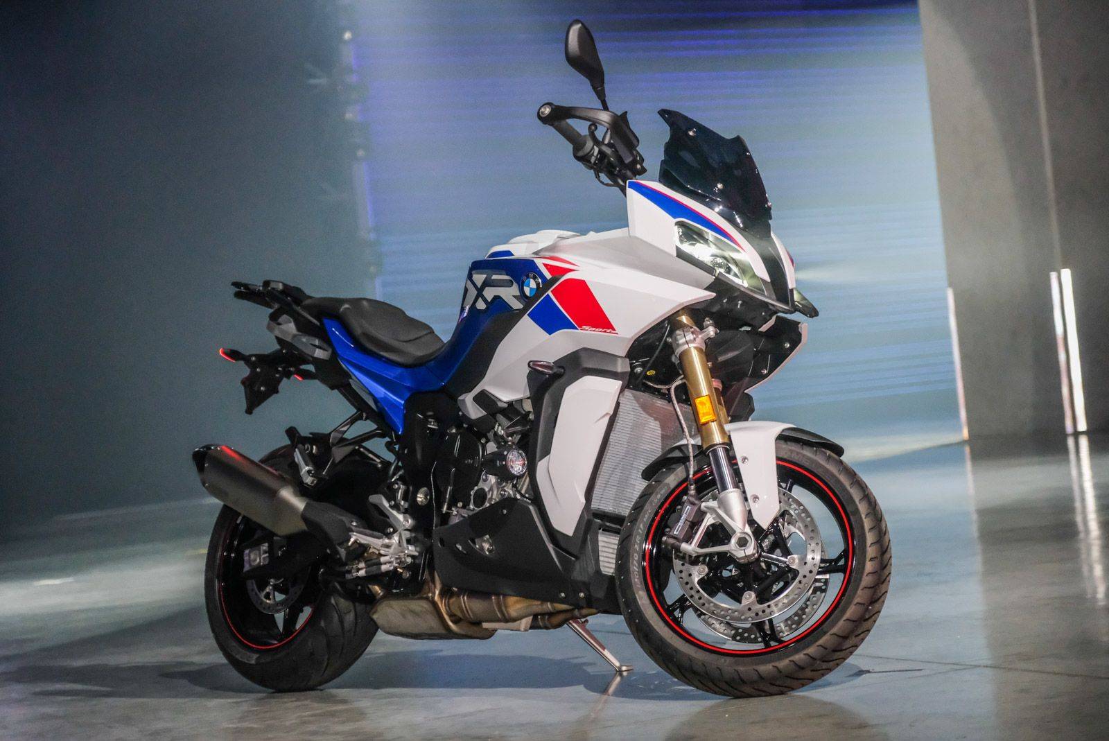 宝马M1000 XR海外设计师预想图曝光_搜狐汽车_搜狐网