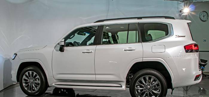2023款“丰田LC300”高清赏析！5点转变或助其再次腾飞_搜狐汽车_搜狐网