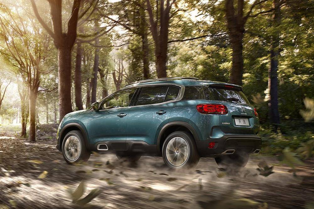 211马力＋8AT，这SUV却被无情忽略，“侧面排气”背锅？_搜狐汽车_搜狐网