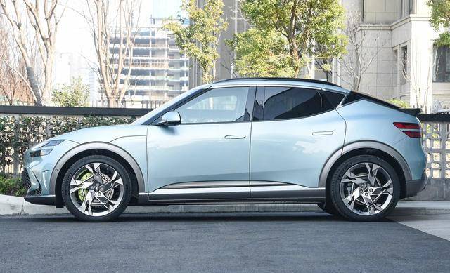 捷尼赛思GV60 EV上市，最高续航645公里，售价28.58万元起_搜狐汽车_搜狐网
