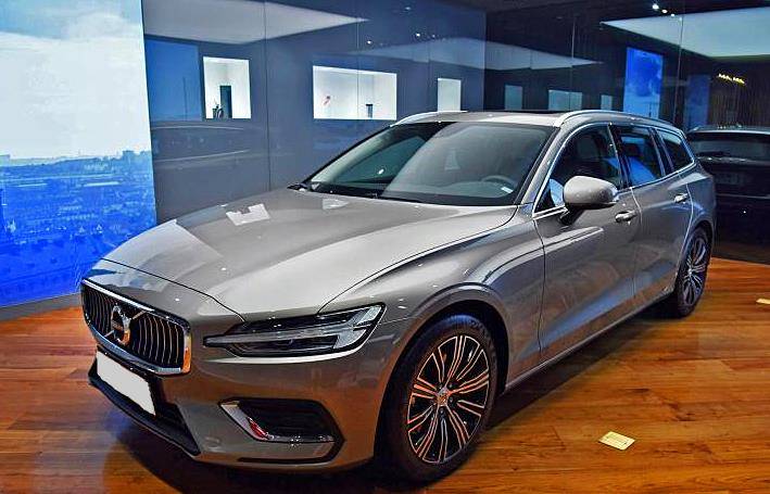 最新款沃尔沃V60来了，8AT＋190马力，价格想让人吐槽_搜狐汽车_搜狐网