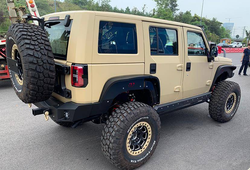 BJ40脱胎换骨！回想起212，也许当初真的错怪了北汽_搜狐汽车_搜狐网