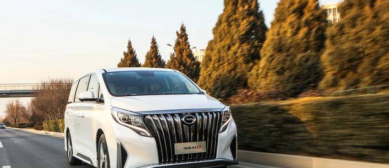 重近2吨，高速稳如牛，252马力＋爱信8AT，这才是豪华MPV_搜狐汽车_搜狐网