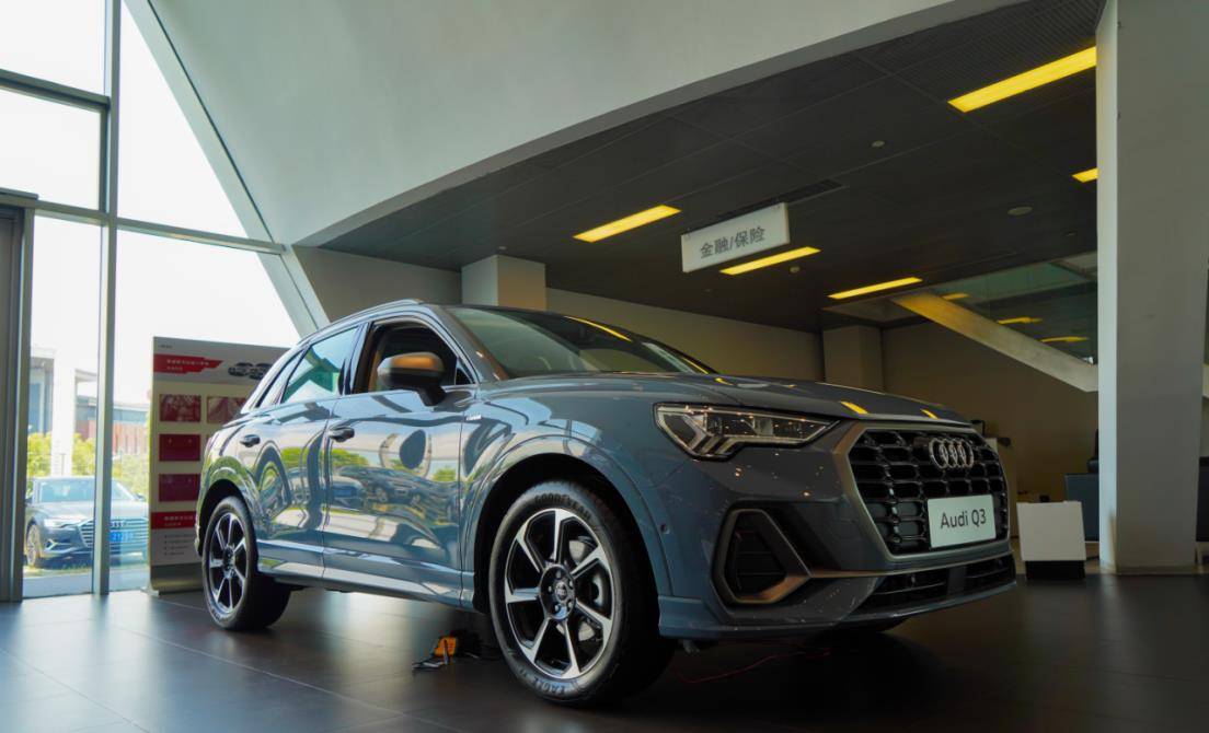 25万买BBA的紧凑型SUV，新款奥迪Q3值得看_搜狐汽车_搜狐网