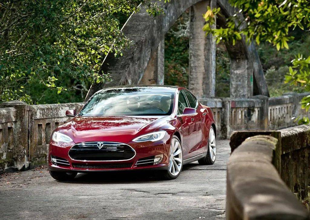八年后再试Model S，我再次被它打败_搜狐汽车_搜狐网