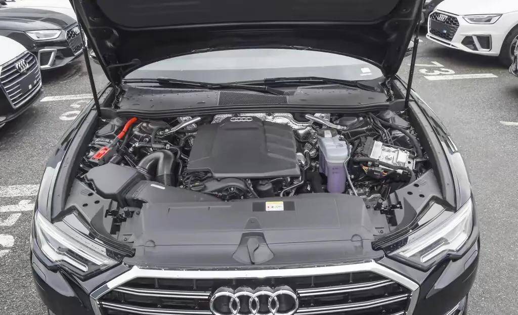 新款奥迪A6L上市，搭载2.0T或3.0T轻混动力，售价42.79万起_搜狐汽车_搜狐网