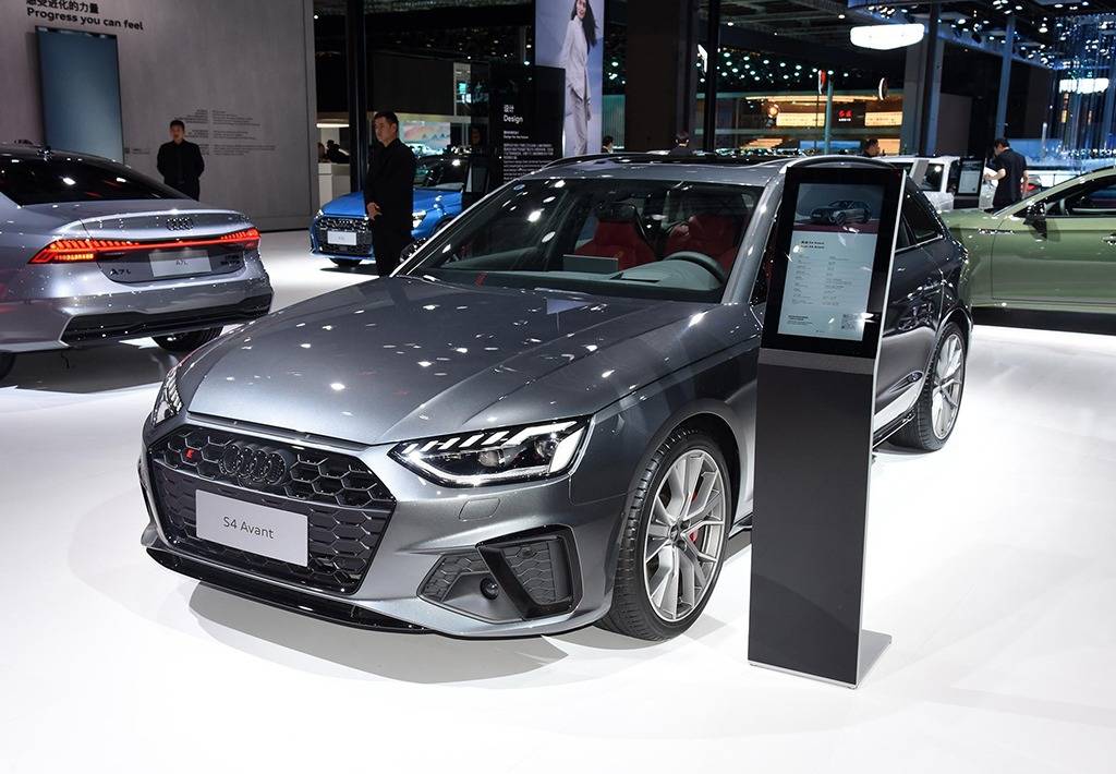 奥迪S4 Avant售52.18万元 3.0T发动机/机械式quattro四驱_搜狐汽车_搜狐网