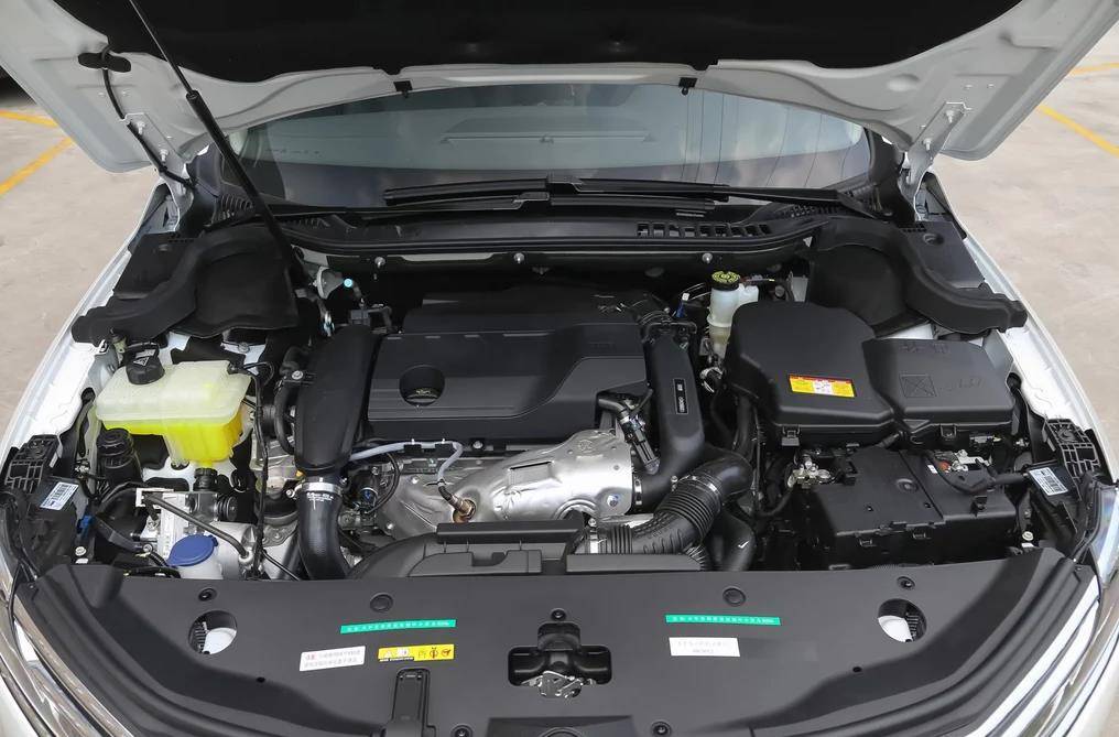 堪称“舒适王”的合资车，一身名牌三大件，1.8T＋8AT，束手无措被埋没_搜狐汽车_搜狐网