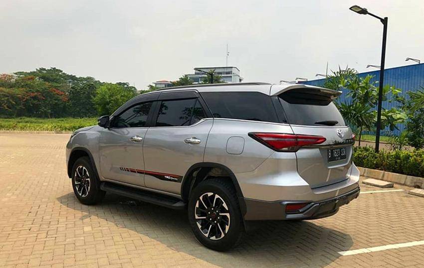 被称为霸道兄弟！全新Fortuner曝光，比途昂野性，配2.8T柴油引擎_搜狐汽车_搜狐网