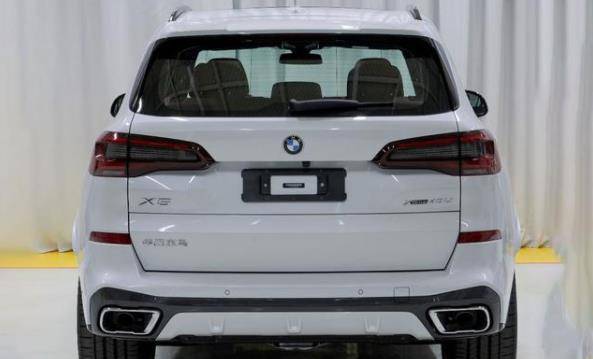 仅一个小时，订单就突破8000台！国产“宝马X5L”总算开窍了_搜狐汽车_搜狐网